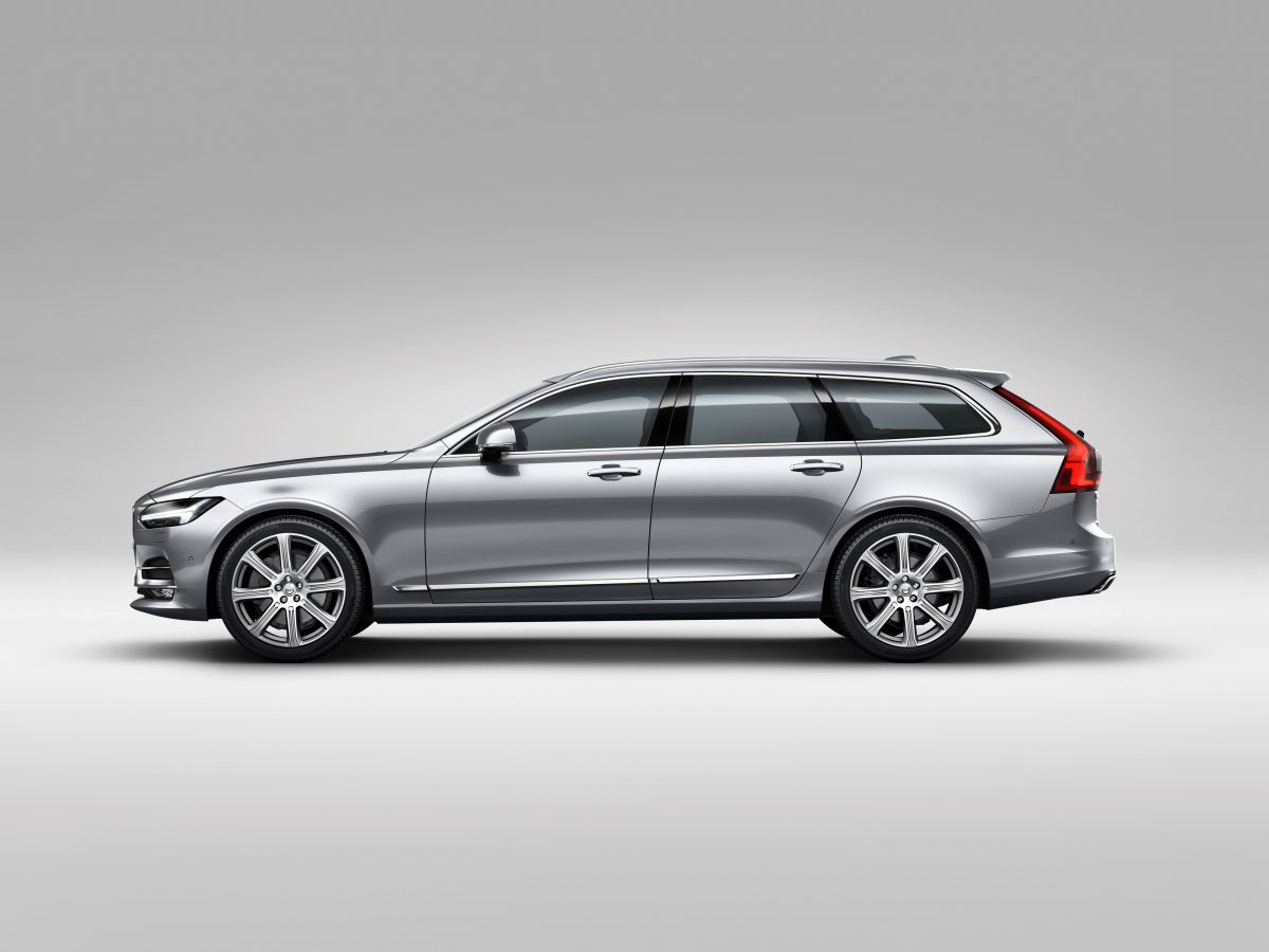 Volvo V90 2020: prezzo, interni e dimensioni | Motori Magazine